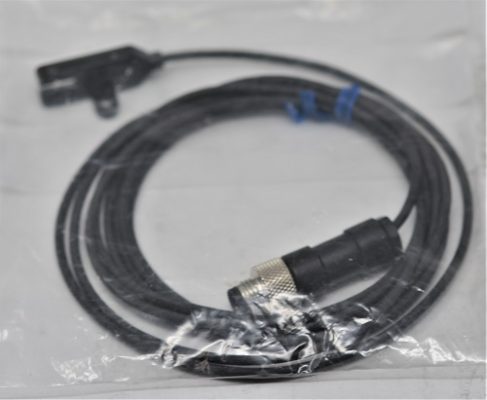 EC13786 - PHOTOCELL THROUGH BEAM OMRON EE-SX872P 3PIN M8 CONNECTOR 2M ...